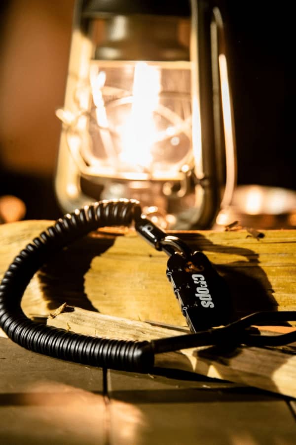 Crops products such as the innovative carabiner "ELK" with a lock make ...