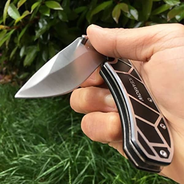 8 cool knives! Introducing knives that can be used from practical use ...