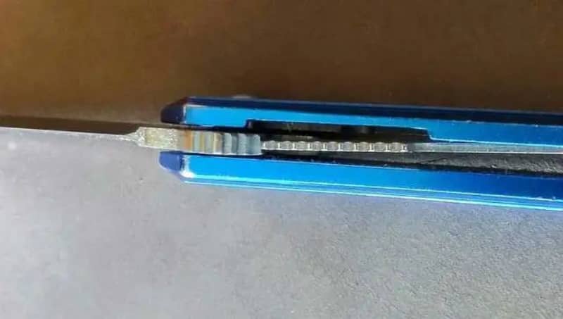 Opening and Locking - How a Folding Knife Operates - Shieldon