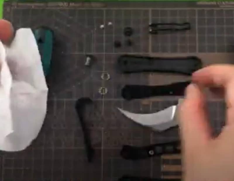 Shieldon’s Scythe DC01A: Step-by-Step on How to Disassemble the Knife ...