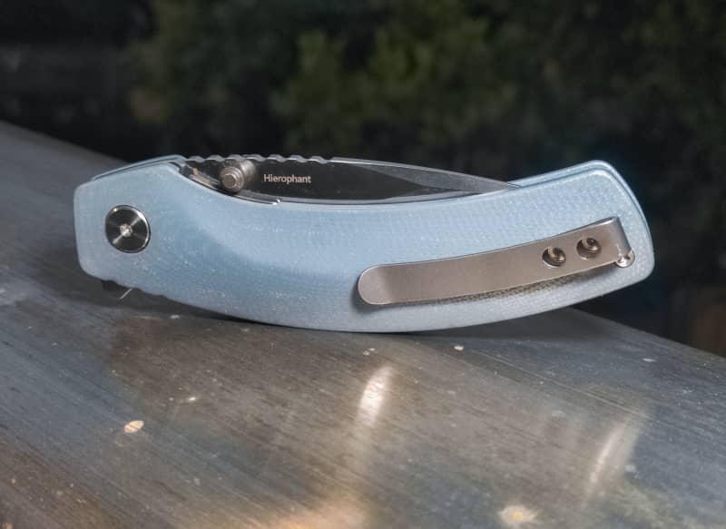 Choosing the Perfect Pocket Clip for Your Knife: A Blend of ...
